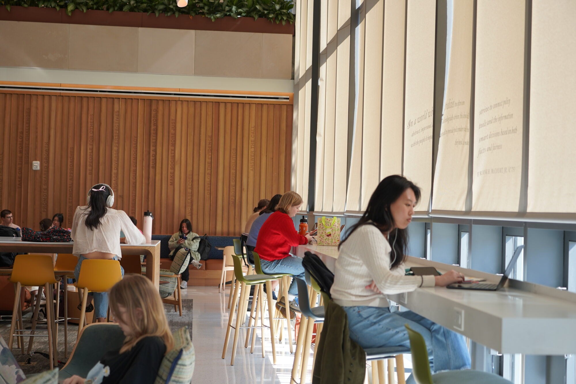 Top 7 study spaces on Georgetown’s Capitol Campus | McCourt School of ...